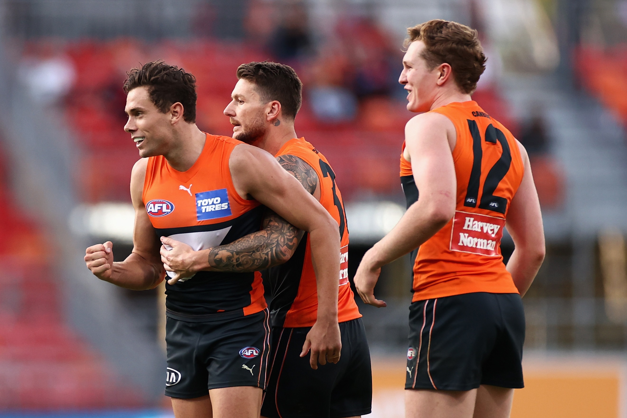 Why Kelly Re-Signed with the GIANTS
