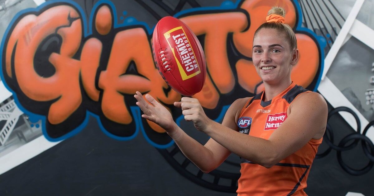 Pocket Profile: Lisa Steane