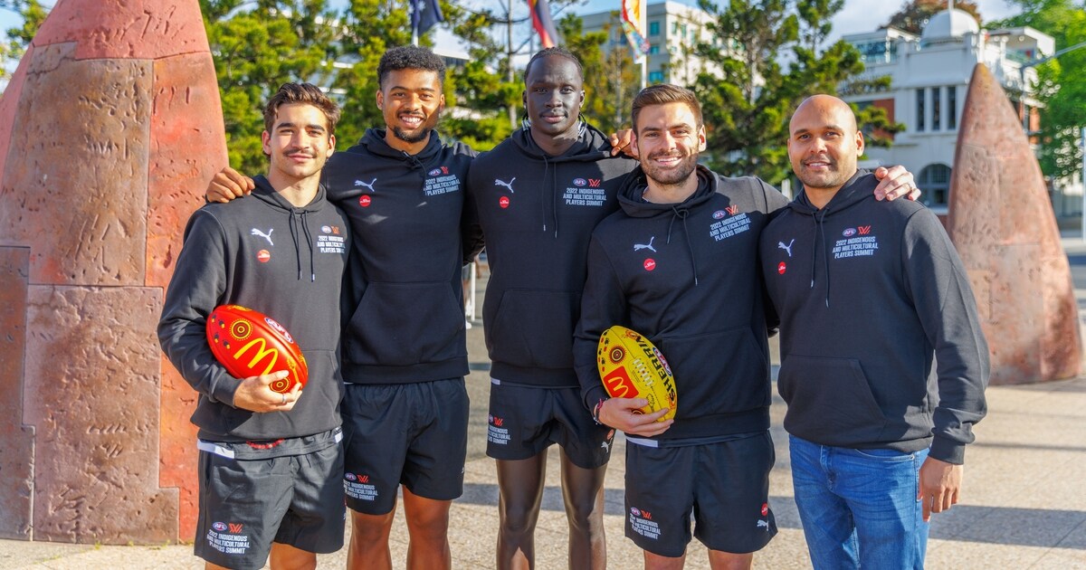 GIANTS Take Part in Indigenous and Multicultural Player Summit
